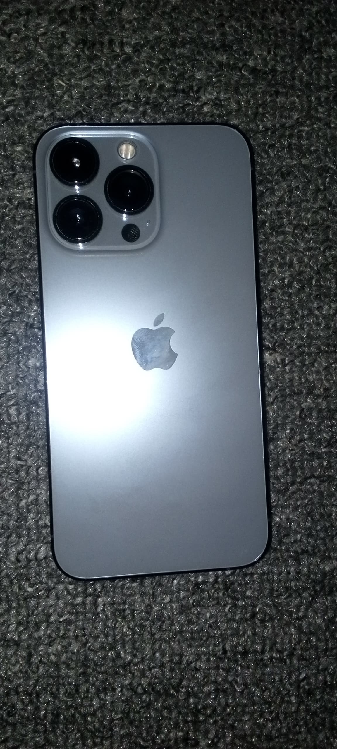 Voursa.com | iPhone 13 Pro