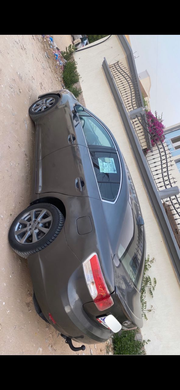 Voursa.com | Avensis 2011