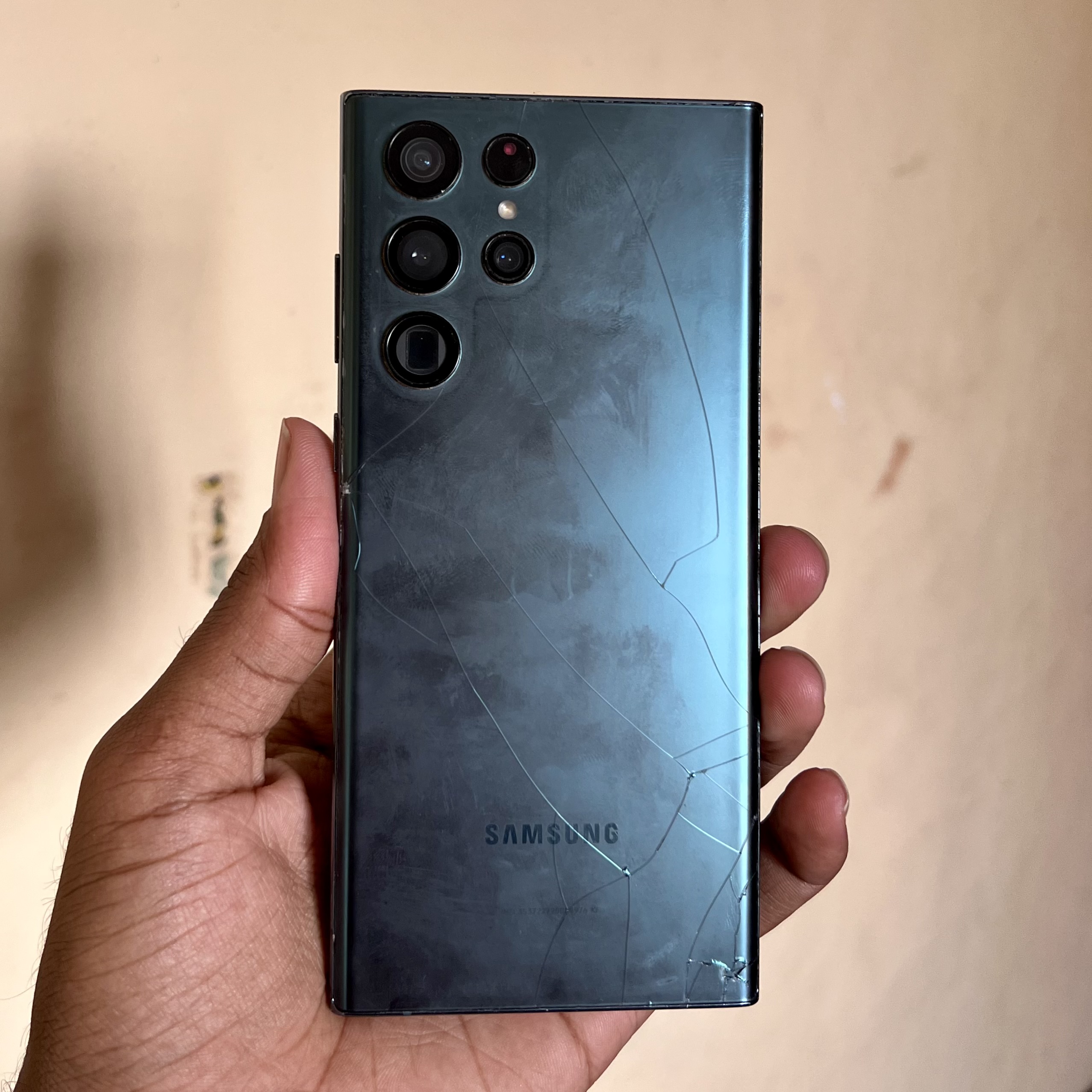 Voursa.com | Galaxy S22 ULTRA