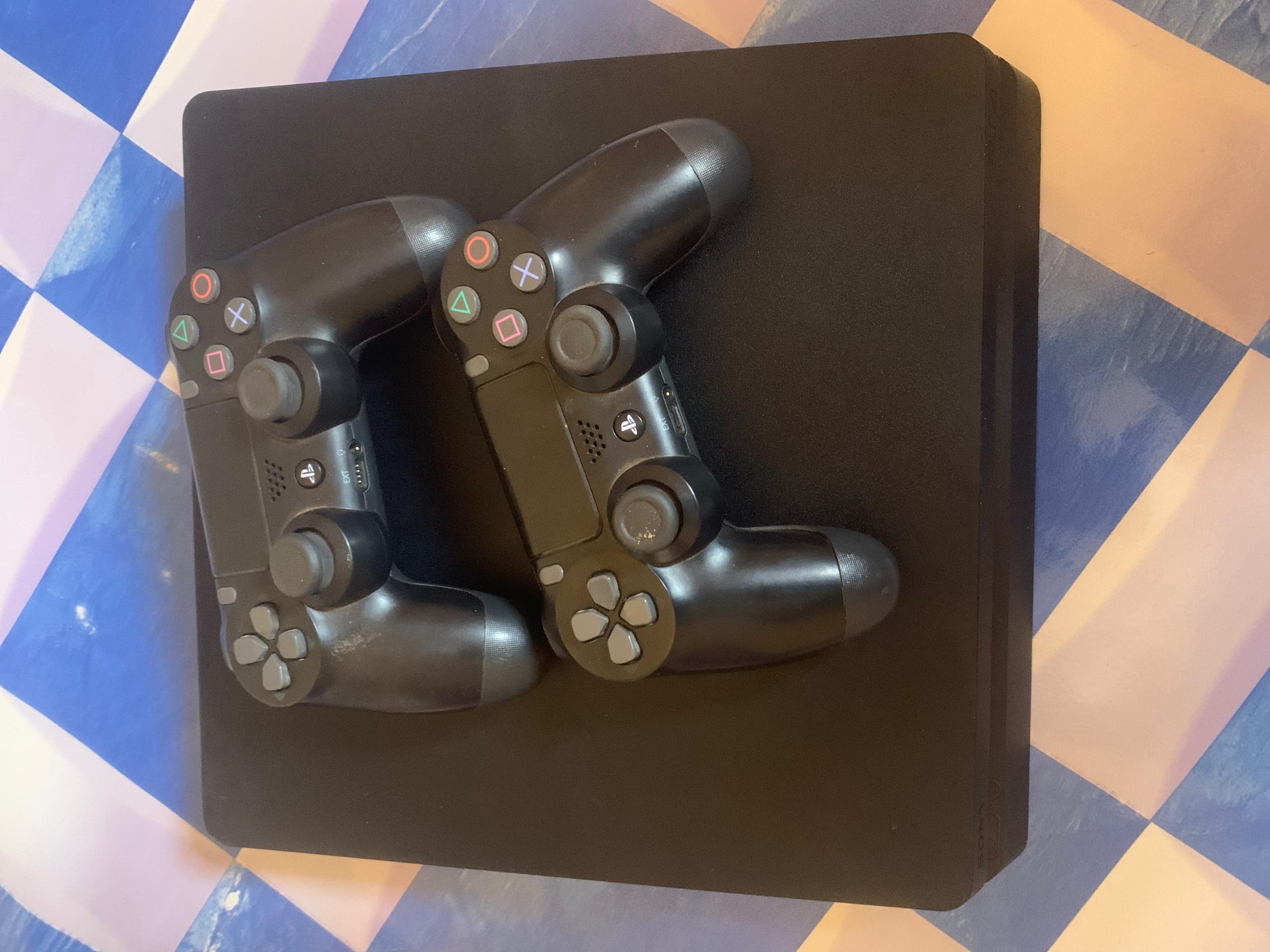 Voursa.com | Ps4 slim