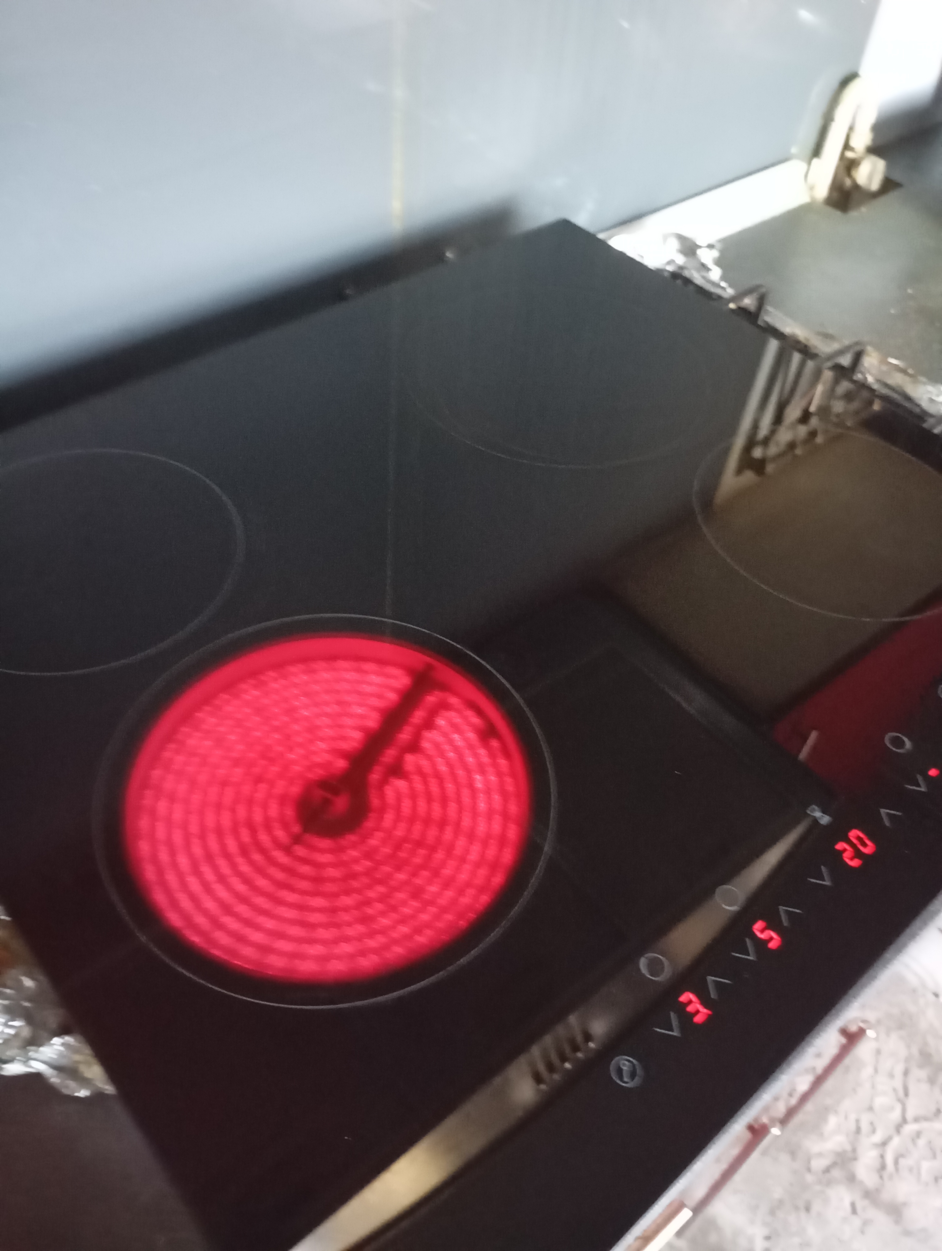 Voursa.com | Plaque induction de cuisson